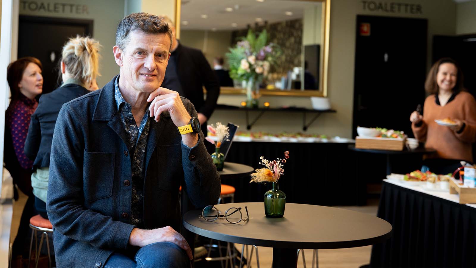 Rektor Klaus Mohn: Nå må arbeidsgiverne gjøre sykepleie- og læreryrkene ...