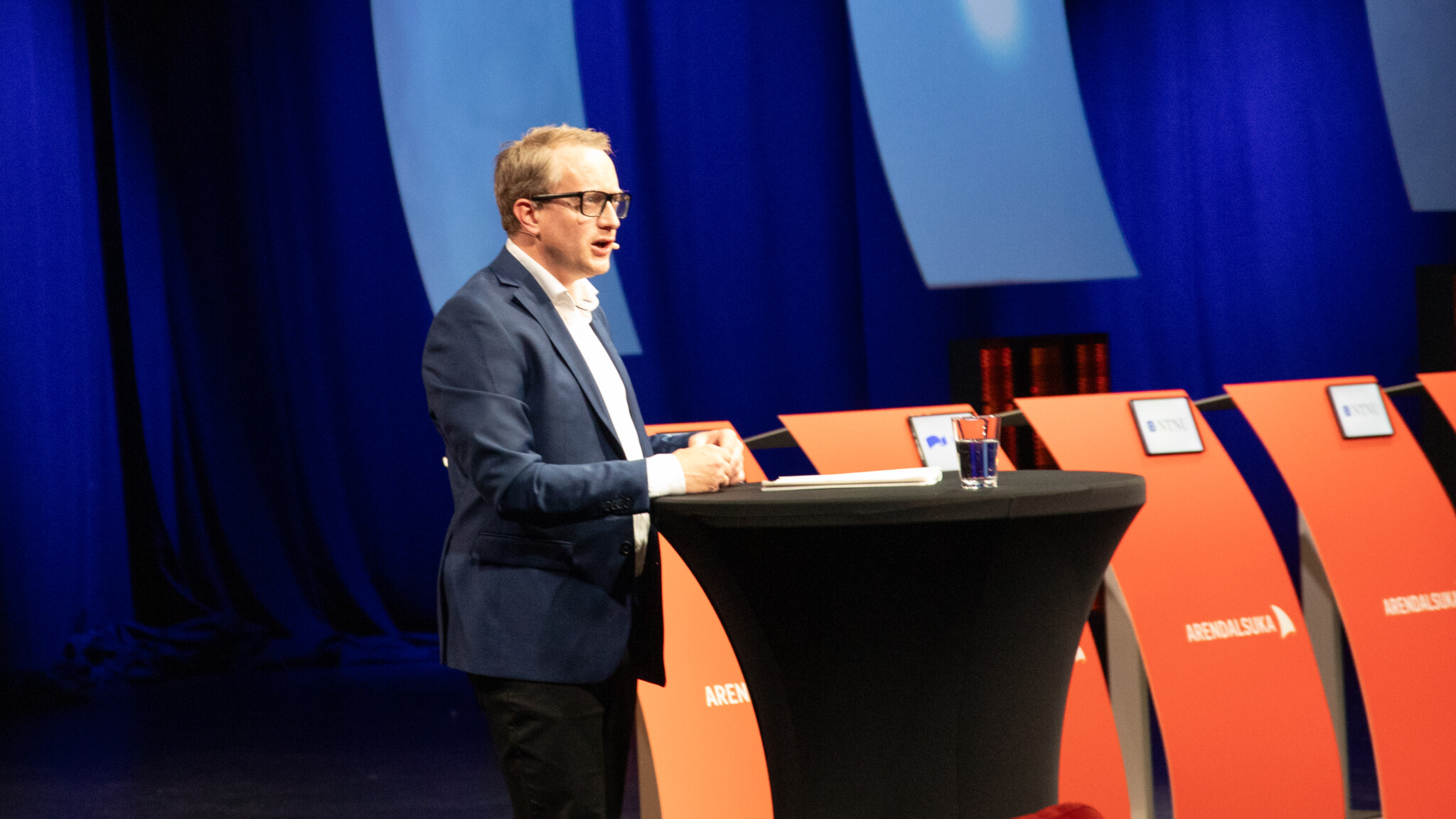 Hvor mye skal du ta betalt for å holde foredrag?